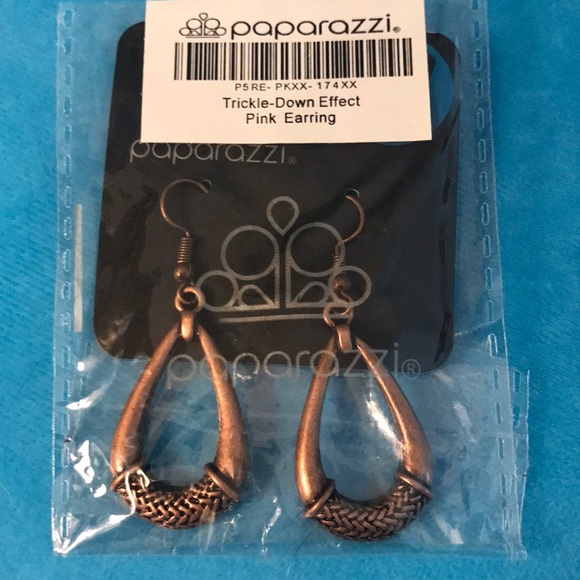 paparazzi | Jewelry | Paparazzi Rose Gold Earrings Trickledown Effect ...